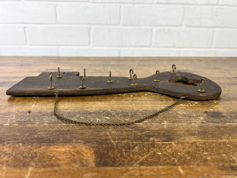 Vintage Wood Key Shaped Key Holder for Wall Vintage Distressed Wooden ...