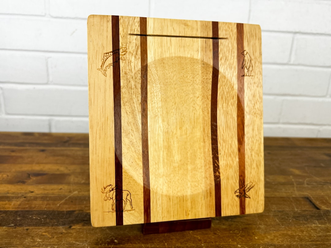 Vintage Wood Pocket Change Holder With Wildlife Bear Fish Moose Eagle ...