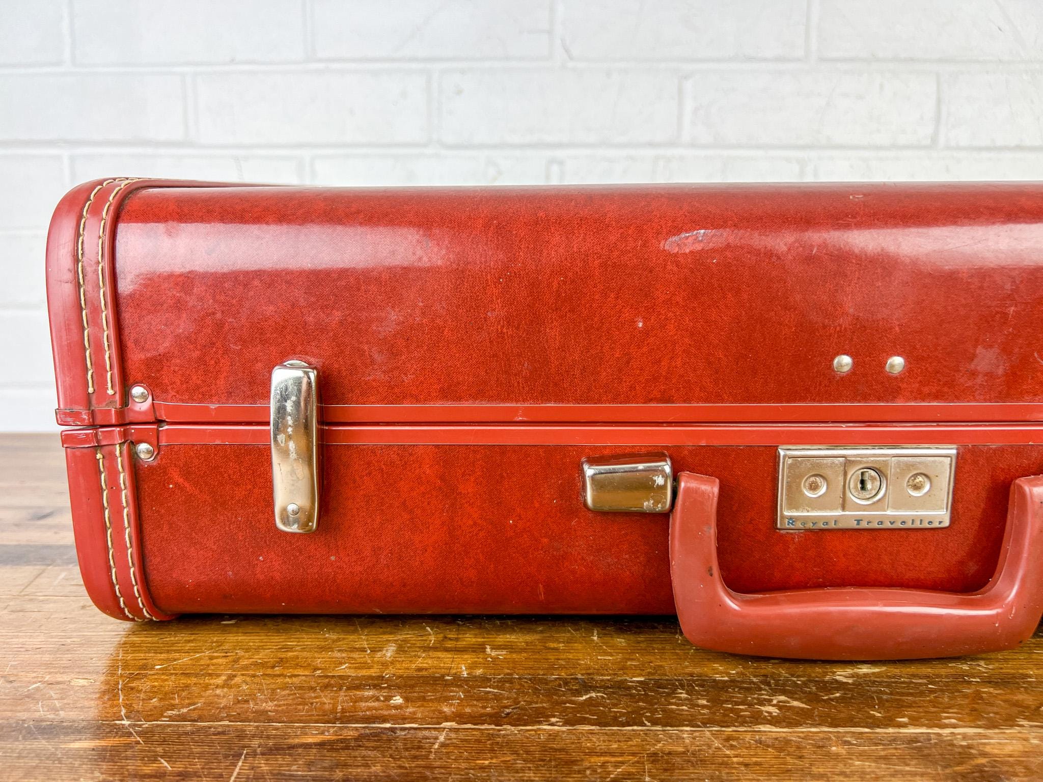 Vintage Royal Traveller Suitcase by Schwayder Bros – Hard Shell Mid ...