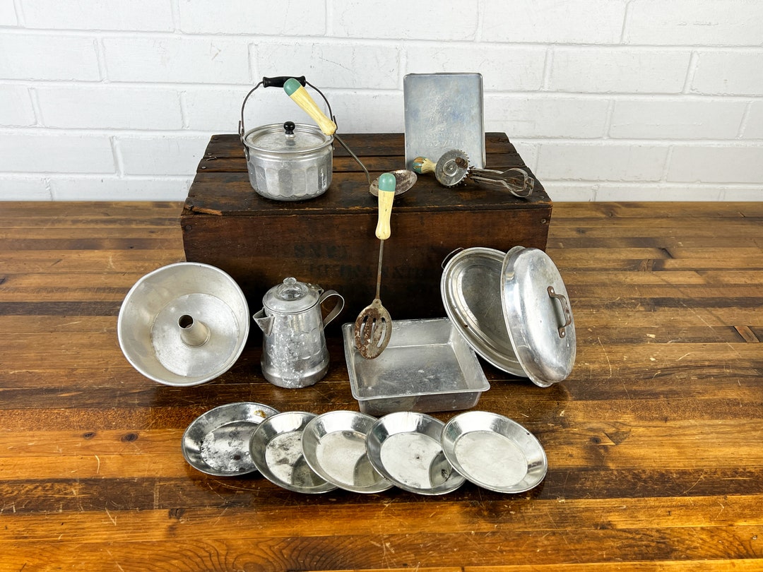 18 Piece Vintage Toy Kitchen Cooking Utensils Dishes Plates Cooking ...