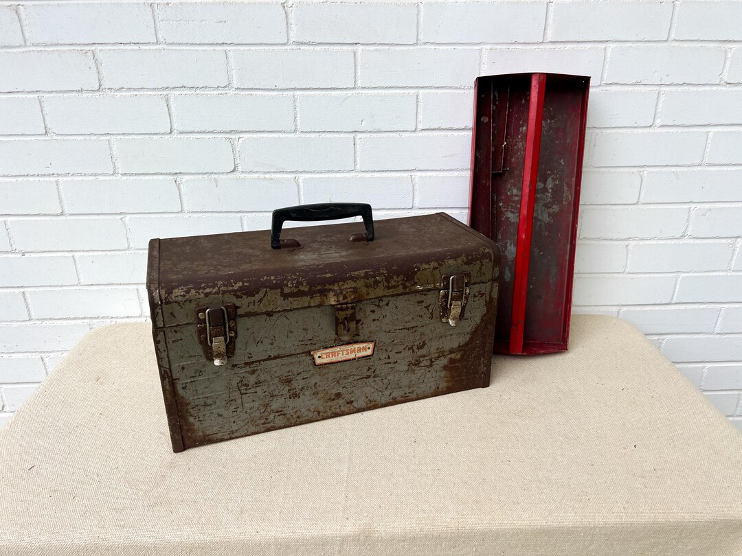 Distressed Vintage Metal Craftsman Tool Box With Removable Tray Large ...