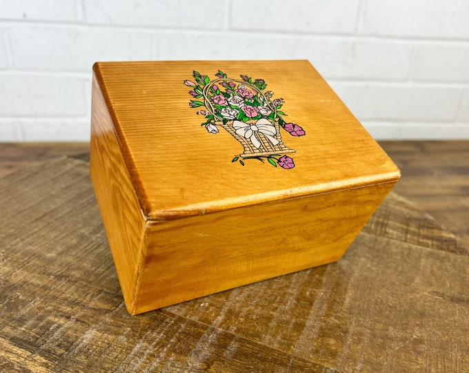 6x4" Vintage Wood Box With Lid Basket of Flowers Simple Brown Wooden ...