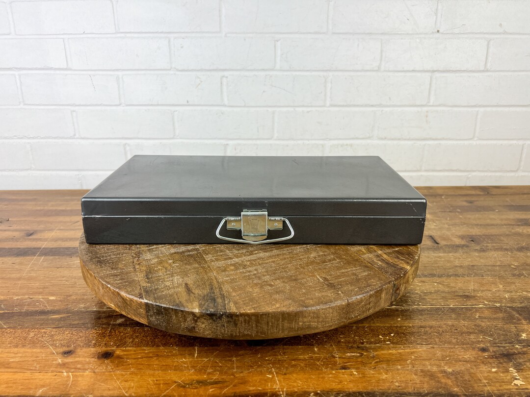 Vintage Dark Gray Metal 35mm Slide Box With Latch and Handle Projector ...