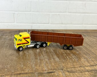 1982 Vintage Road Champs Orange Kenworth Semi Truck With Trailer Allied ...