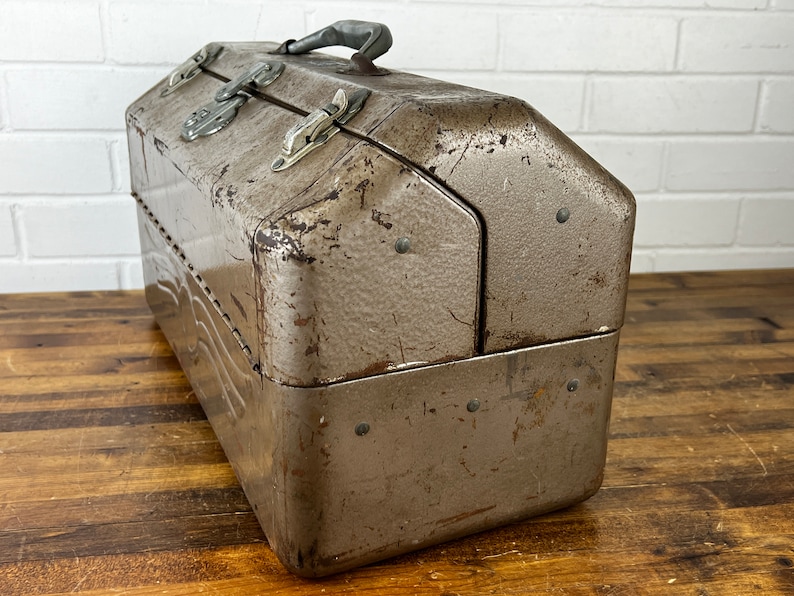 19x10 Vintage JC Higgins Brown Metal Tackle Box With - Etsy