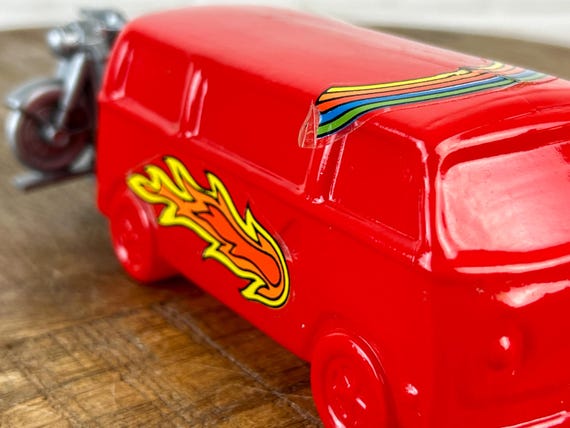 Vintage Avon Red VW Volkswagen Bus Figurine Glass Hip… - Gem