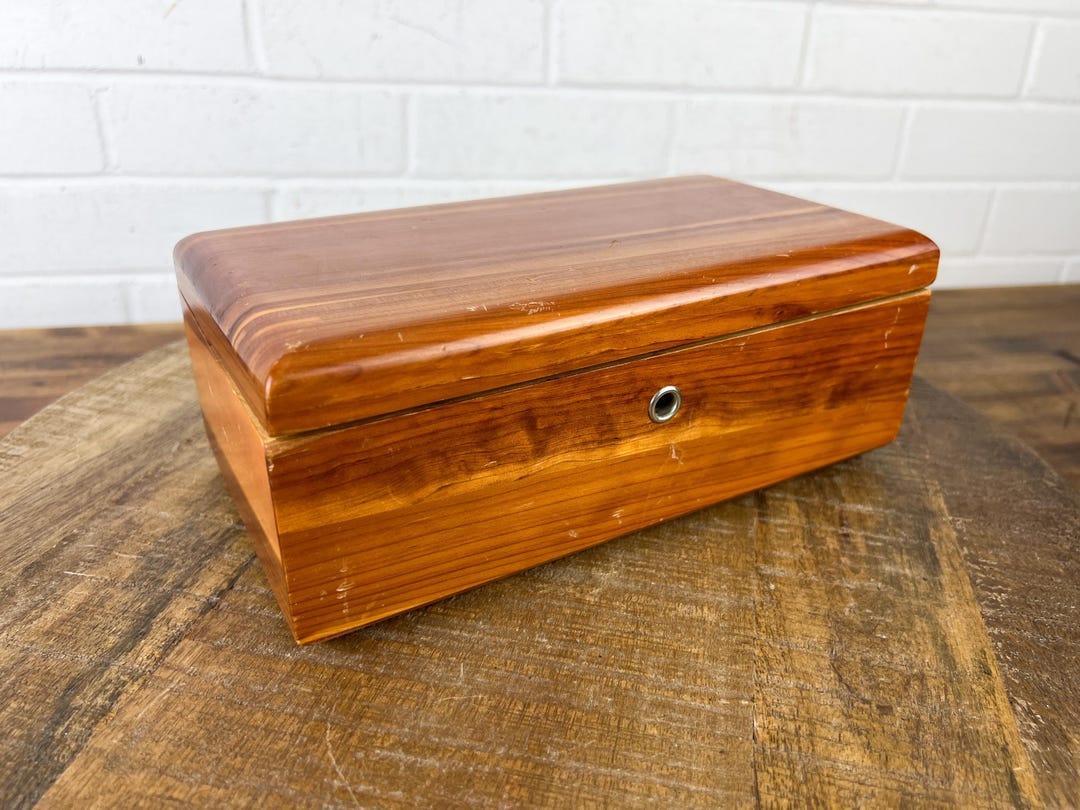 9x5" Vintage Cedar Box With Lid Small Brown Wood Rectangle Box With ...