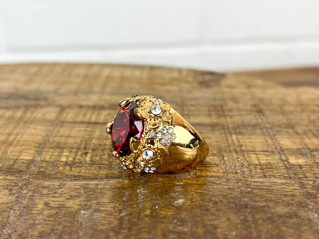 Large Vintage Costume Jewelry Gold Ring With Red Gemstone and Flower ...