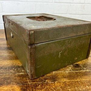 Distressed Vintage Green Metal Box With Key No Locking Decorative Small ...