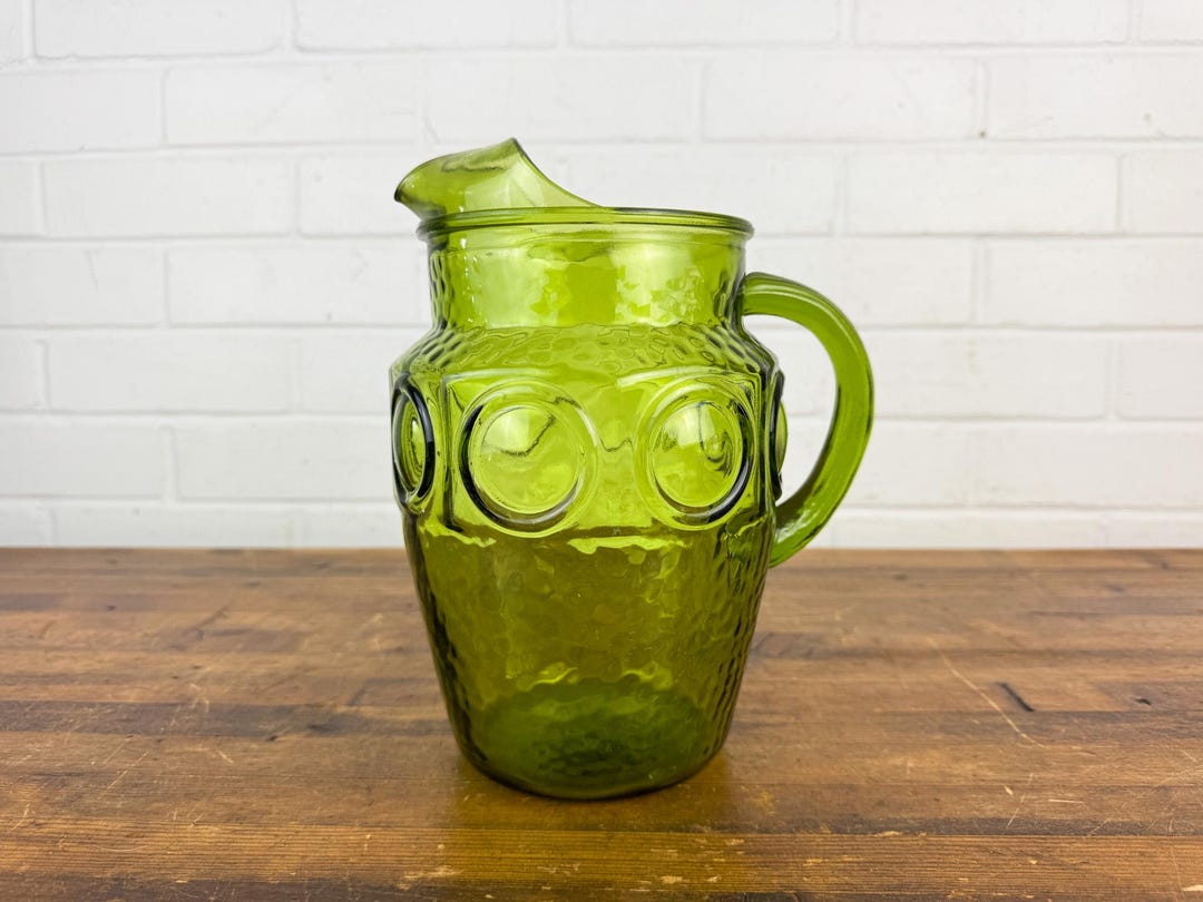 Vintage Anchor Hocking Avocado Green Heritage Hill Pitcher – Bullseye ...
