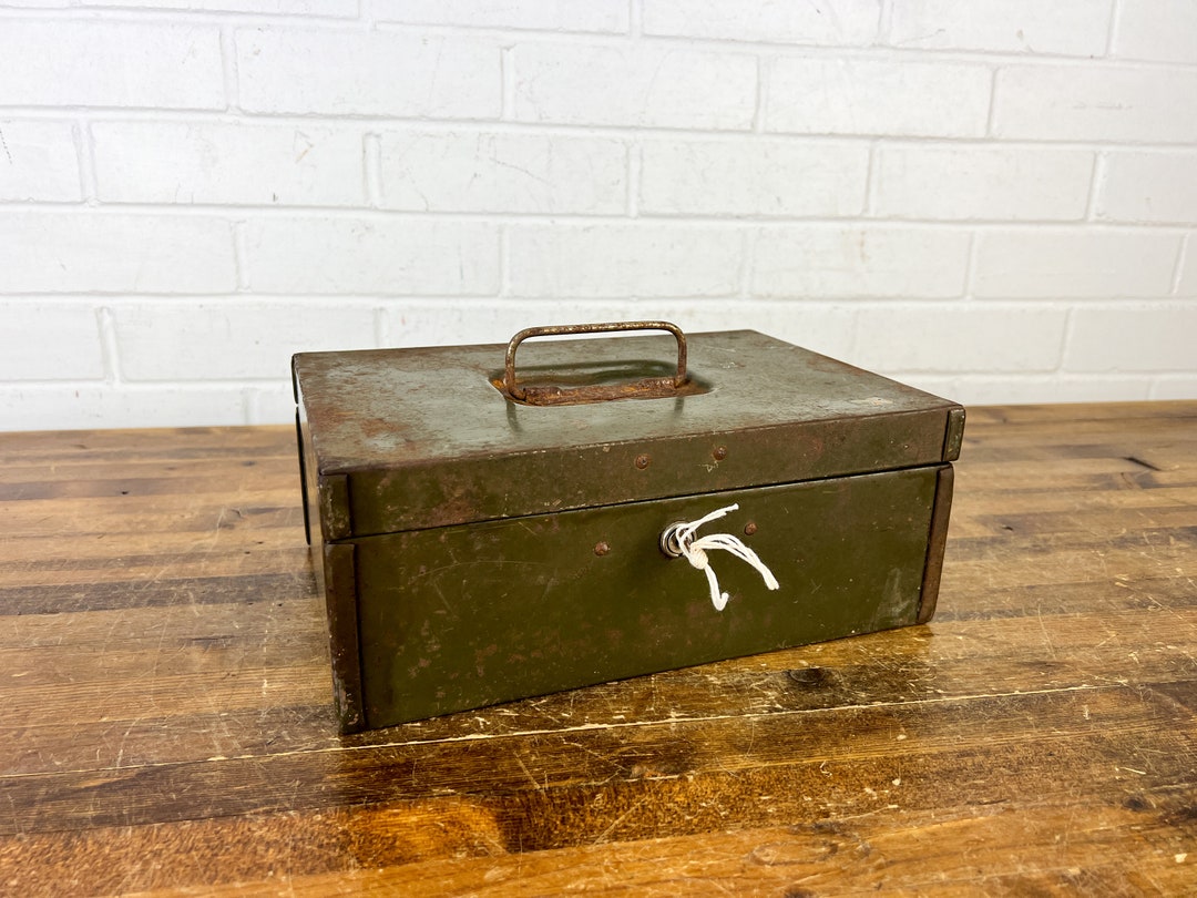 Distressed Vintage Green Metal Box With Key No Locking Decorative Small ...
