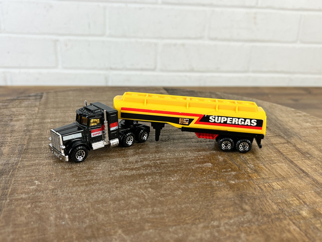 1981 Vintage Matchbox Petrol Tanker Diecast 1980s Metal Car Toy Diecast ...