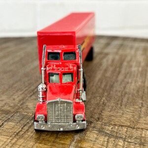 Vintage Yatming Red Semi Truck With Trailer Freeway Fighters Diecast ...