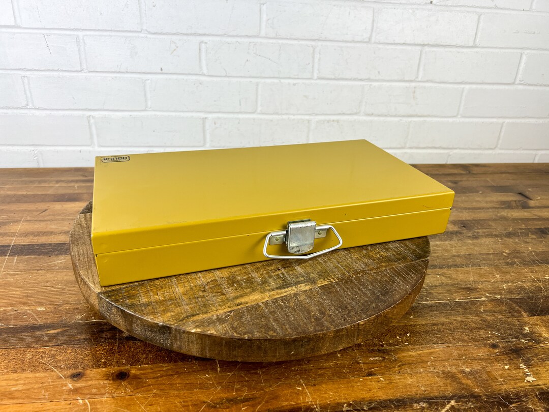 Vintage Yellow Metal 35mm Slide Box With Latch and Handle Projector ...