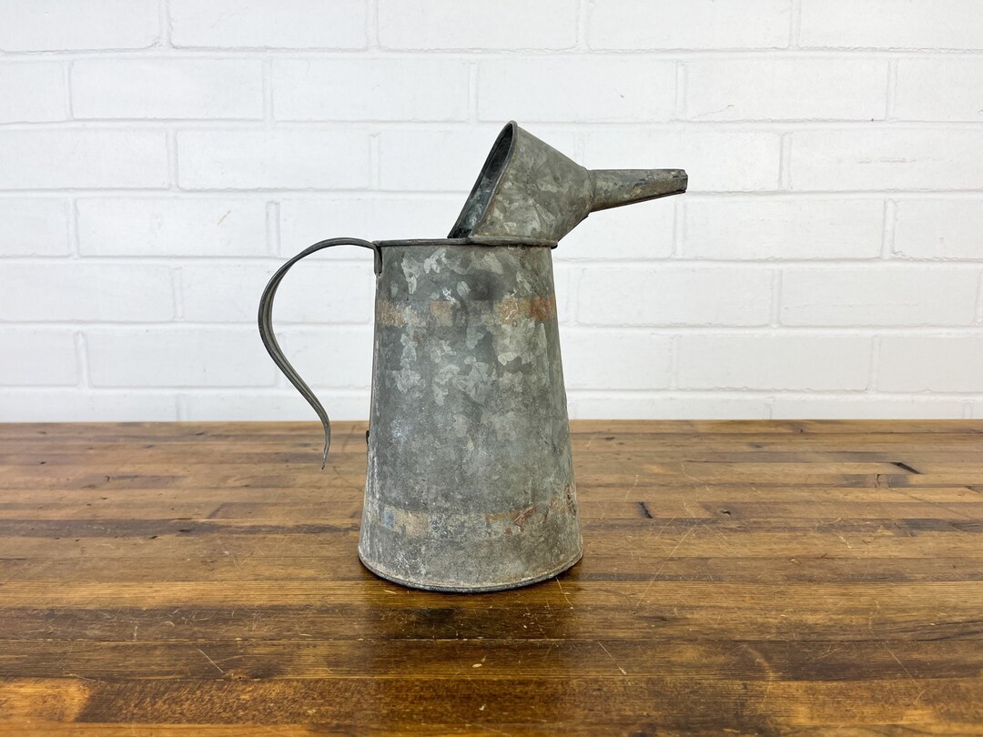 Galvanized Metal Oil Can With Spout 2 Quart Holder Bucket - Etsy