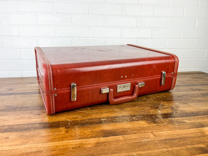 Vintage Royal Traveller Suitcase by Schwayder Bros – Hard Shell Mid ...