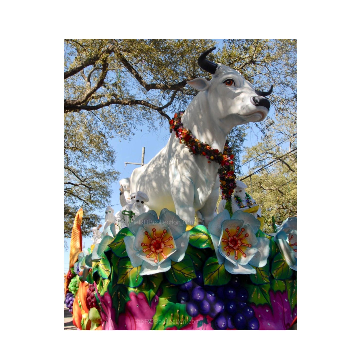 Mardi Gras Fatted Cow Photo - Boeuf Gras Float - New Orleans ...