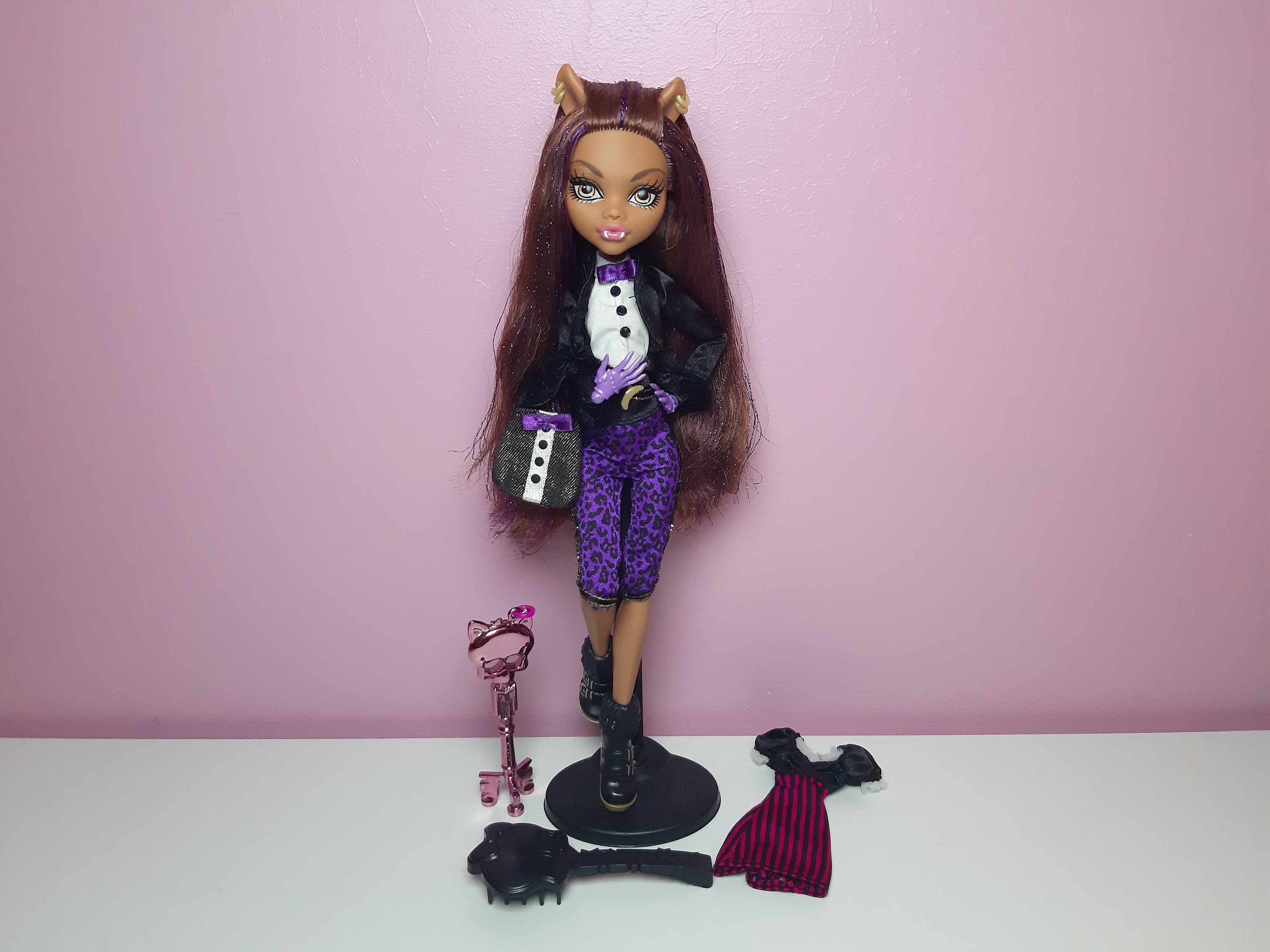 Clawd Wolf Sweet 1600 Doll