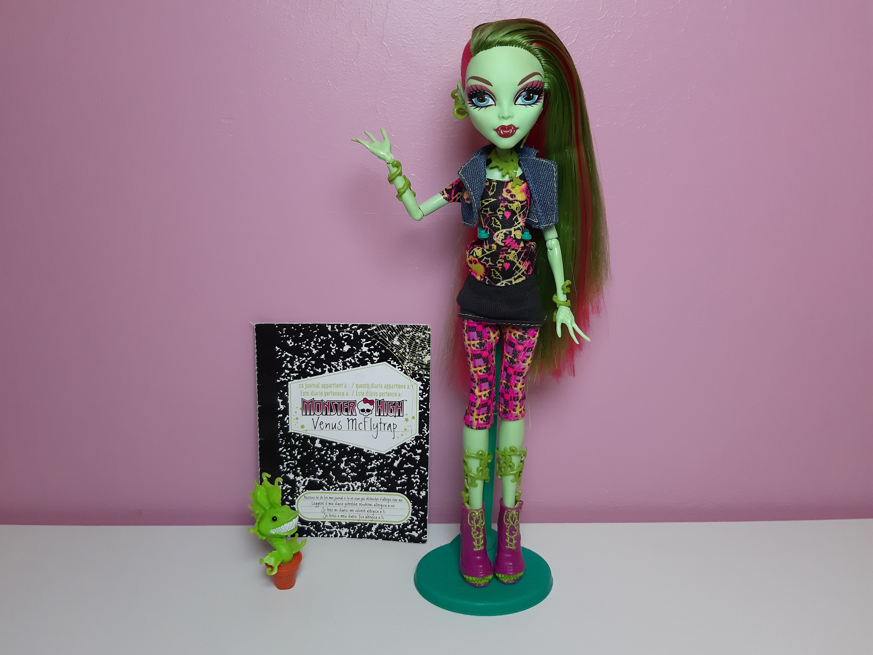 Monster High Costumes Venus Mcflytrap