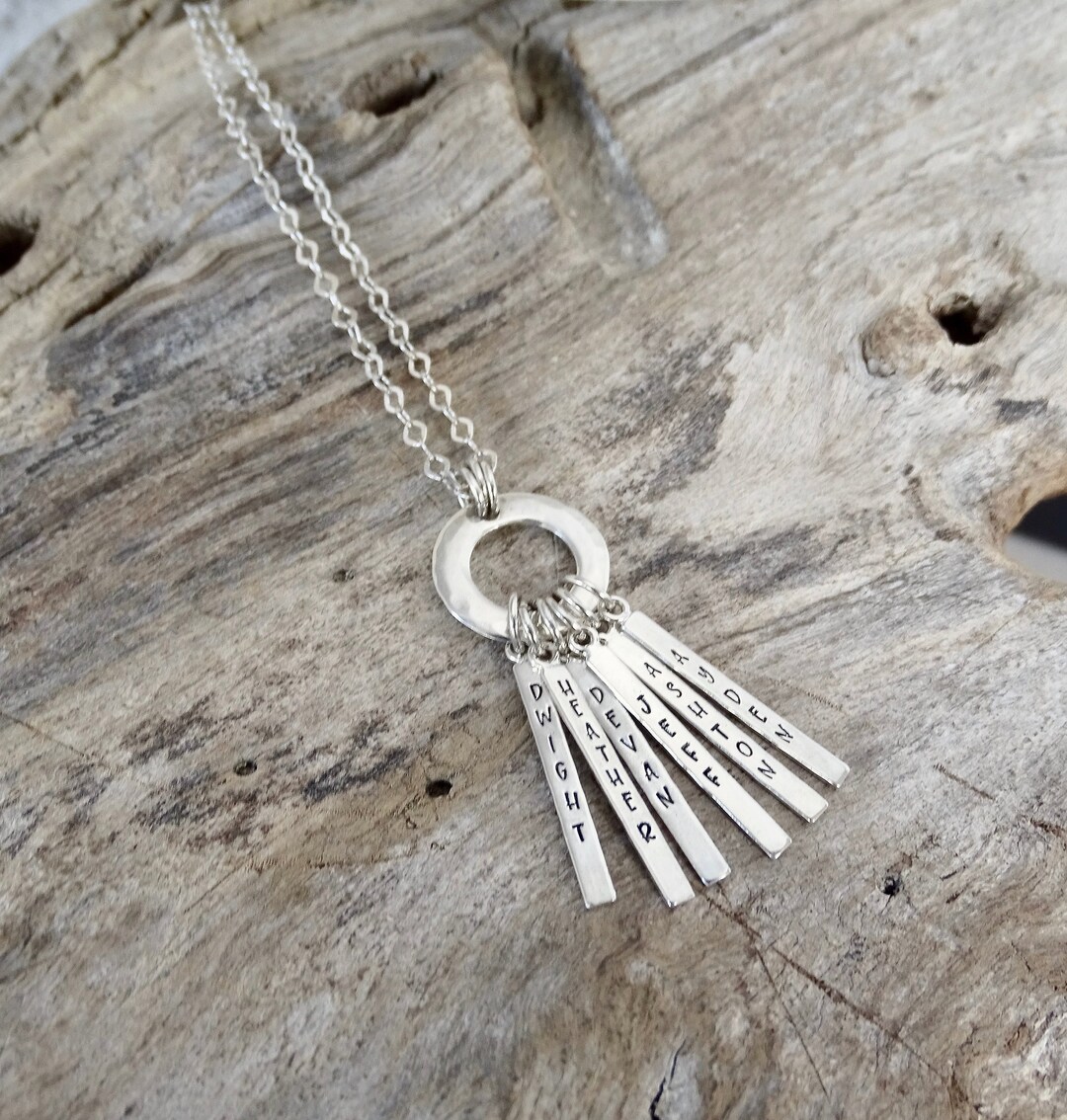 Personalized Sterling Silver Mom Necklace - Childrens Name Tags - Ideal ...