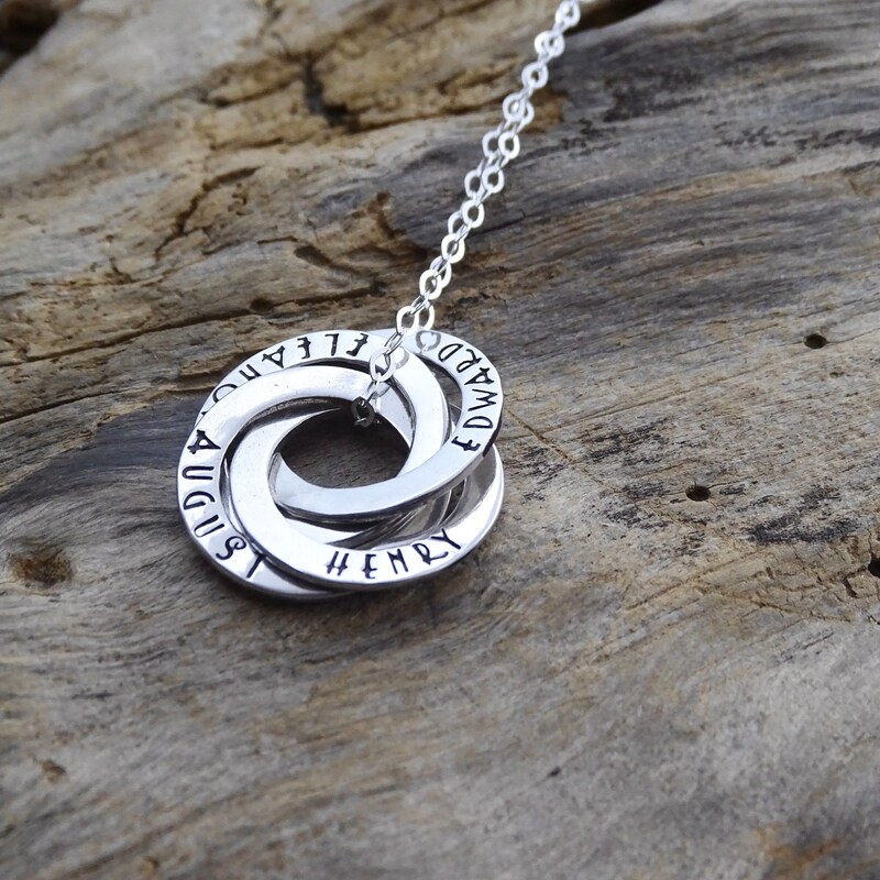 5 Rings Necklace - Etsy