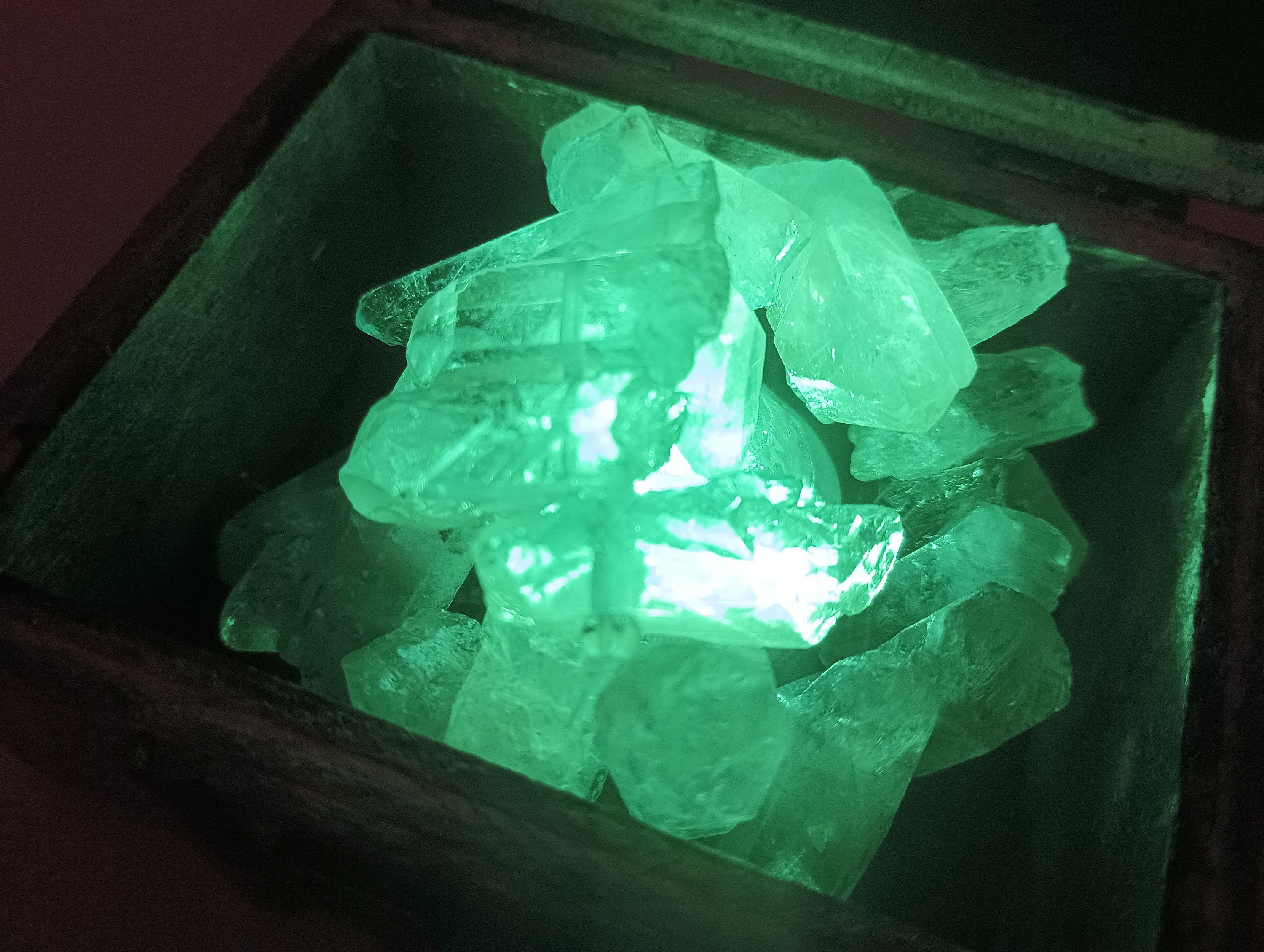 LIGHTUP KRYPTONITE Chest Latched Wood Box Kryptonite Remote Controlled ...