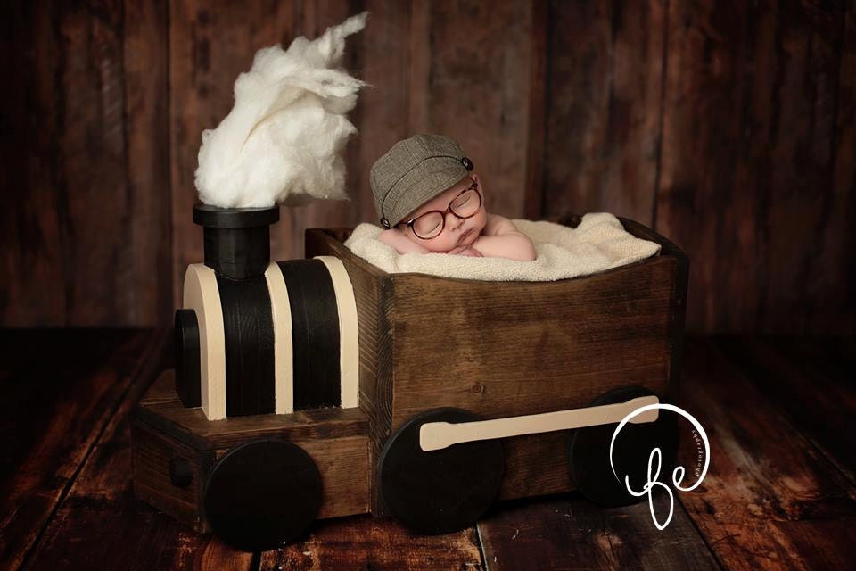 Wooden Train Photography Prop - Etsy