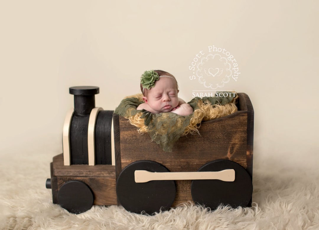 Wooden Train Photography Prop - Etsy