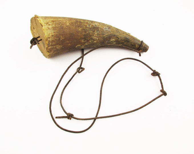 Powder Horn Antique for a Hunter or Historian Powderhorn Made From a ...