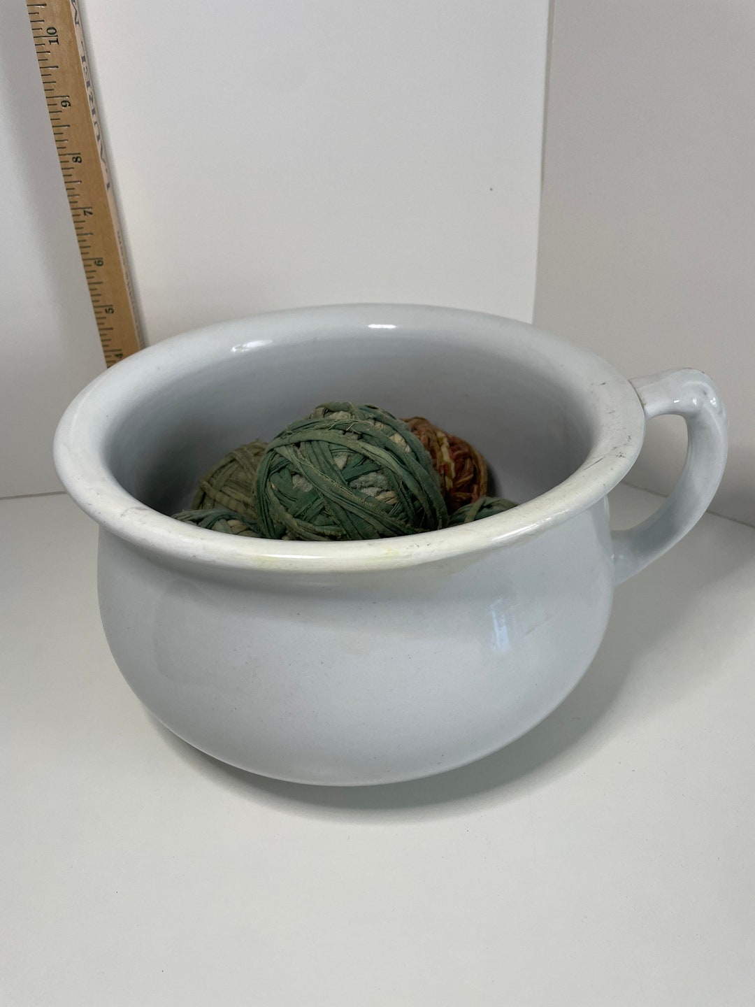 English Ironstone Powell Bishop Pot With Yarn Balls - Etsy