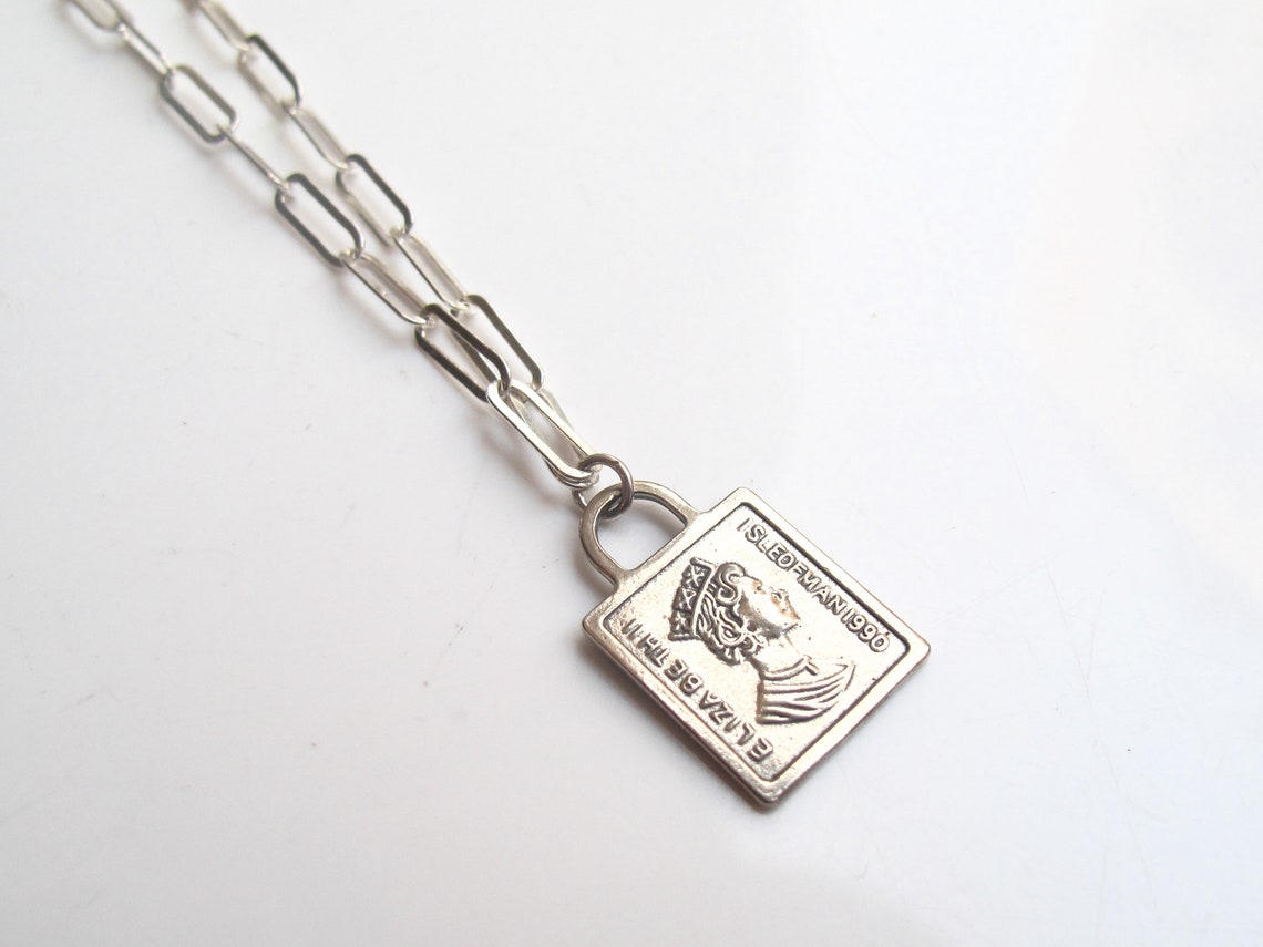 Queen Silver Link Chain Pendant Necklace the Crown Elizabeth - Etsy