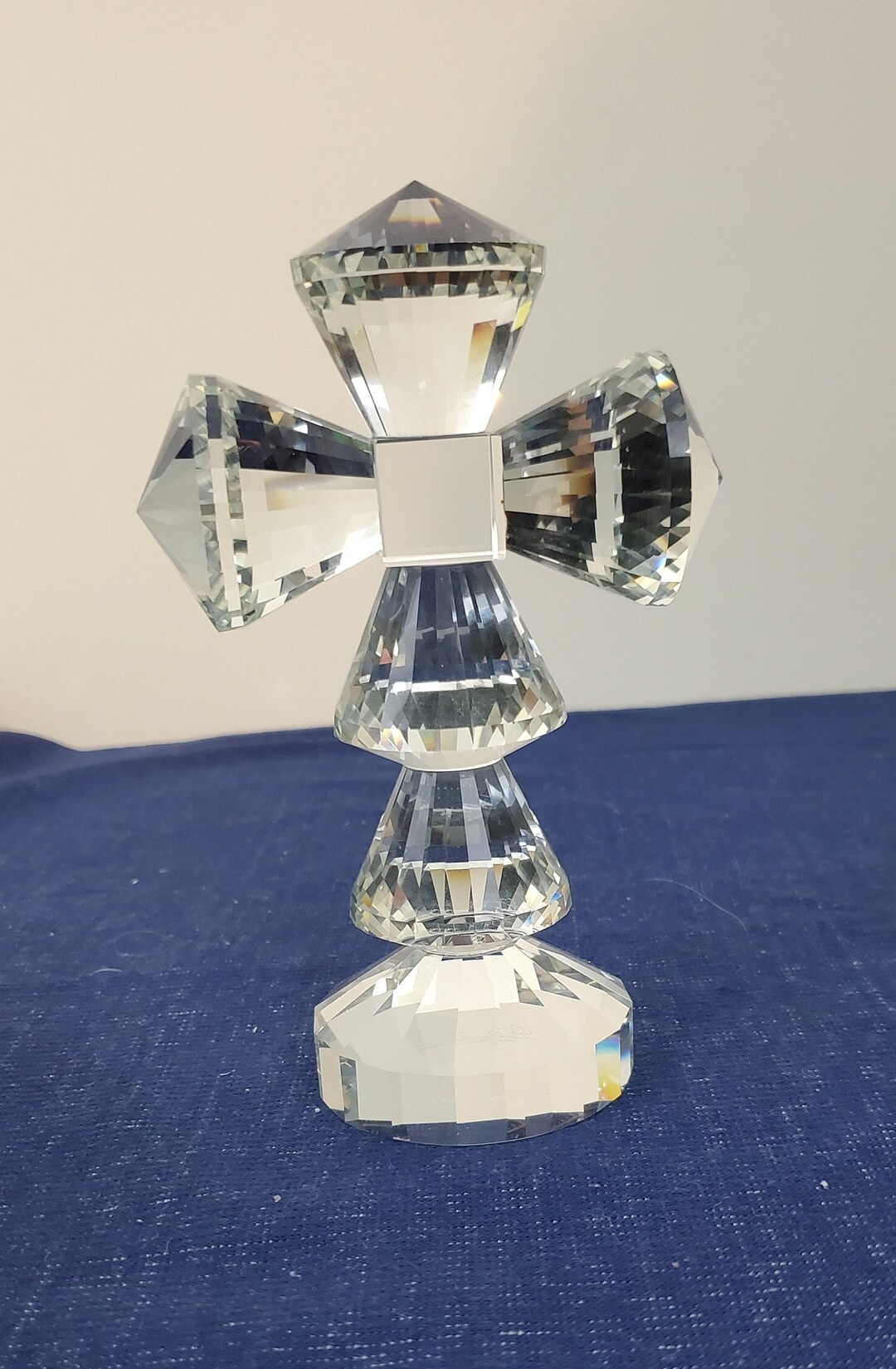 Signed Vintage Oleg Cassini Crystal Cut Glass 6.5” Christianity Cross Paperweight Prism - Etsy