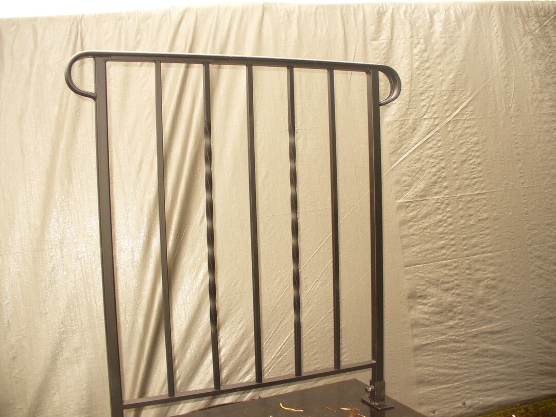 Railing for a Straight 2' to 4' Landing [ One Side per Order ] - Etsy