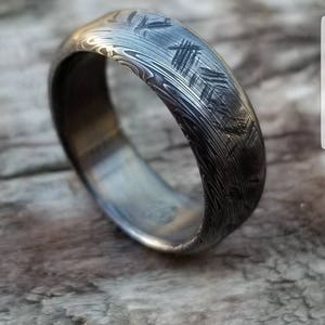 Weathered Damascus Ring Stainless Steel Damascus "black & Blue Provider ...