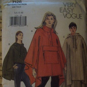 Very Easy Vogue 7126 Sewing Pattern for Misses' Poncho Size XS S M ...