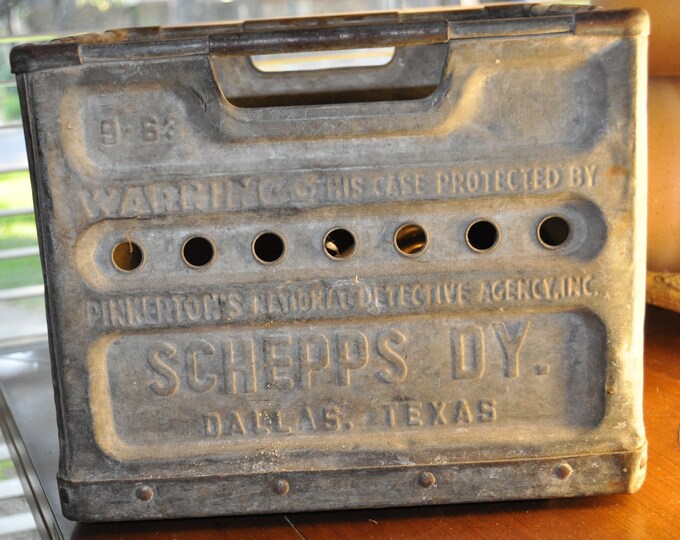Schepps Dairy Dallas Texas - Vintage Metal Milk Crate - Pinkerton's ...