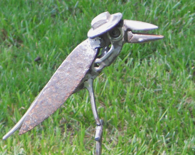 Bird Metal Sculpture Metal Yard Bird Stake Garden Art Yard Art Found ...