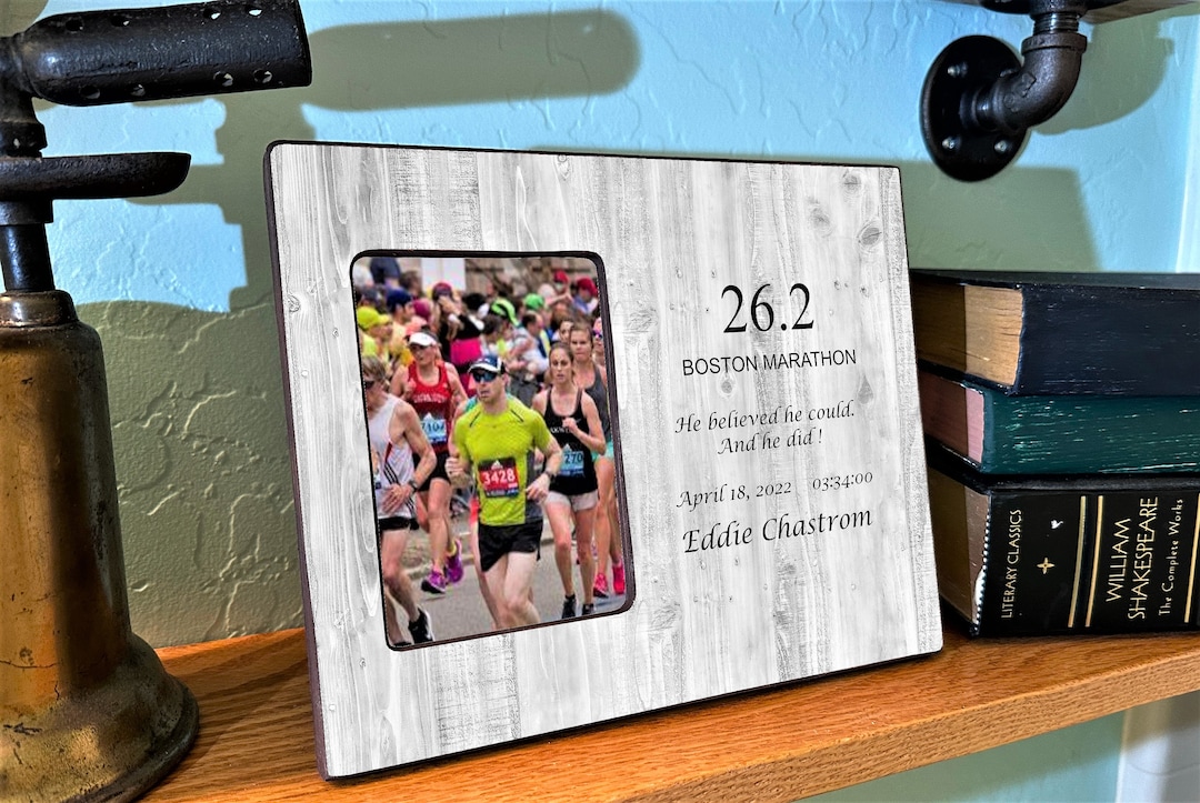 Marathon Frame Picture, NYC Marathon Runner Gift, Marathon Photo Frame ...