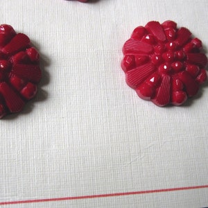Fabulous Vintage 1950's Store Stock Red Plastic Buttons (card of 5) - Etsy