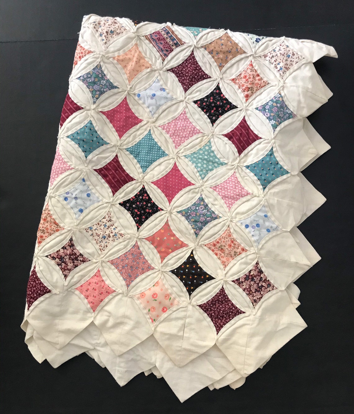 Handmade Lap Quilt Table Centerpiece Farmhouse Decor Vintage Linens 58 ...