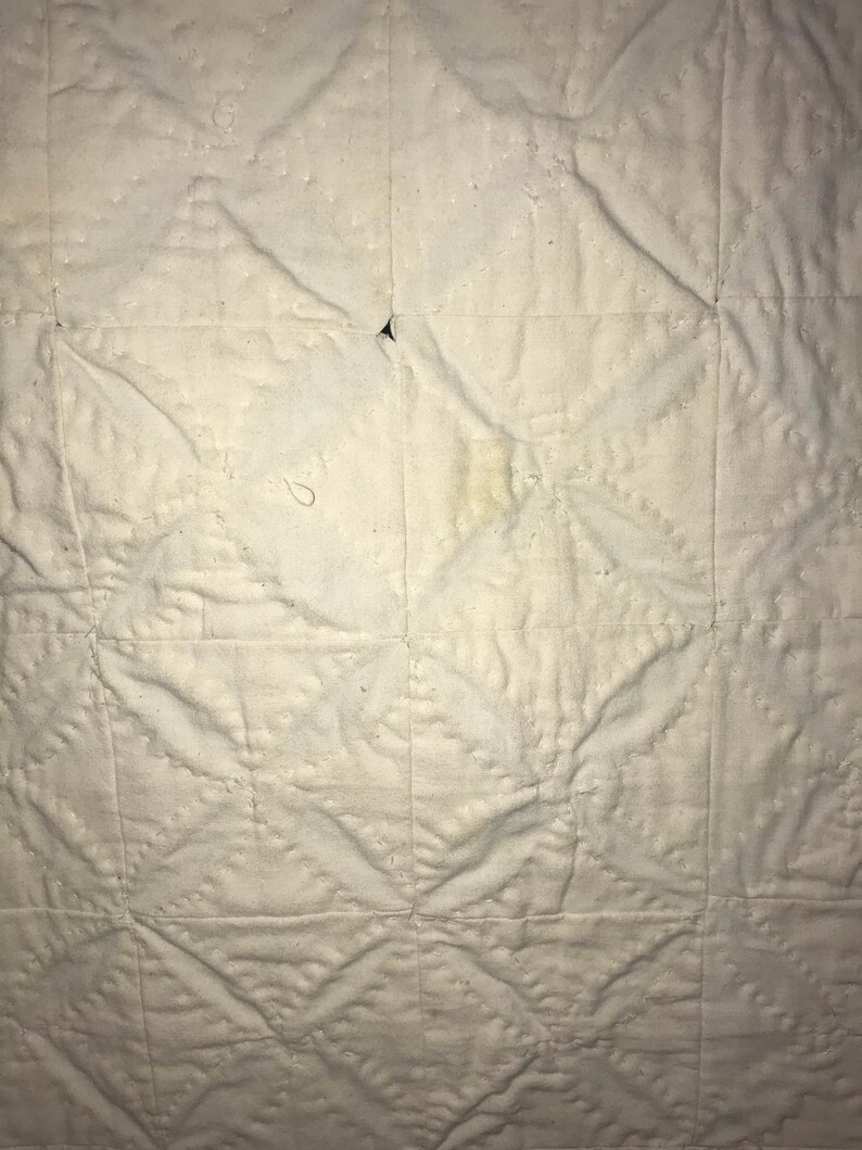 Handmade Lap Quilt Table Centerpiece Farmhouse Decor Vintage Linens 58 ...