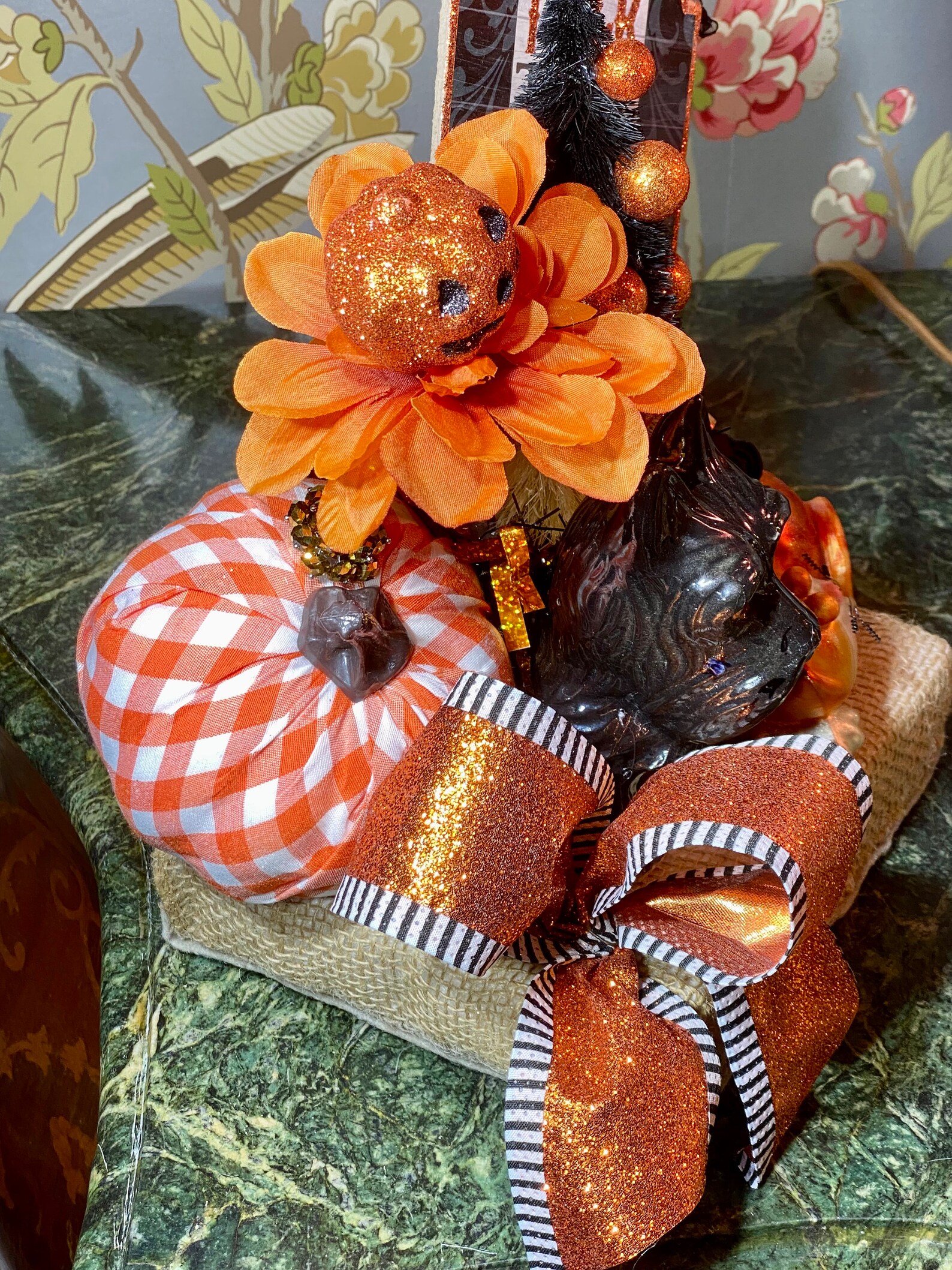 Vintage Halloween Centerpiece With a Scary 1950s Black Scottie Vase ...