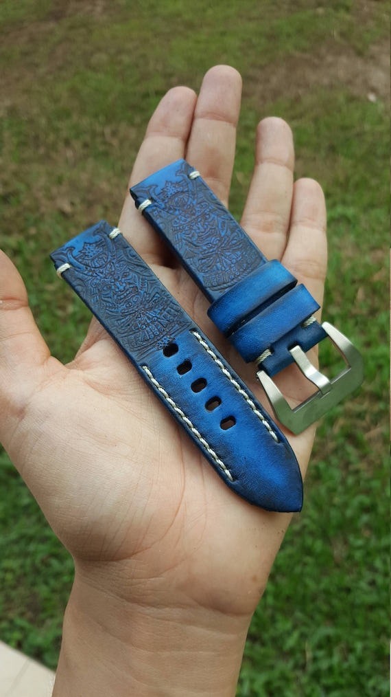 Correa de reloj de cuero azul hecha a mano Samurai dibujada a - Etsy España