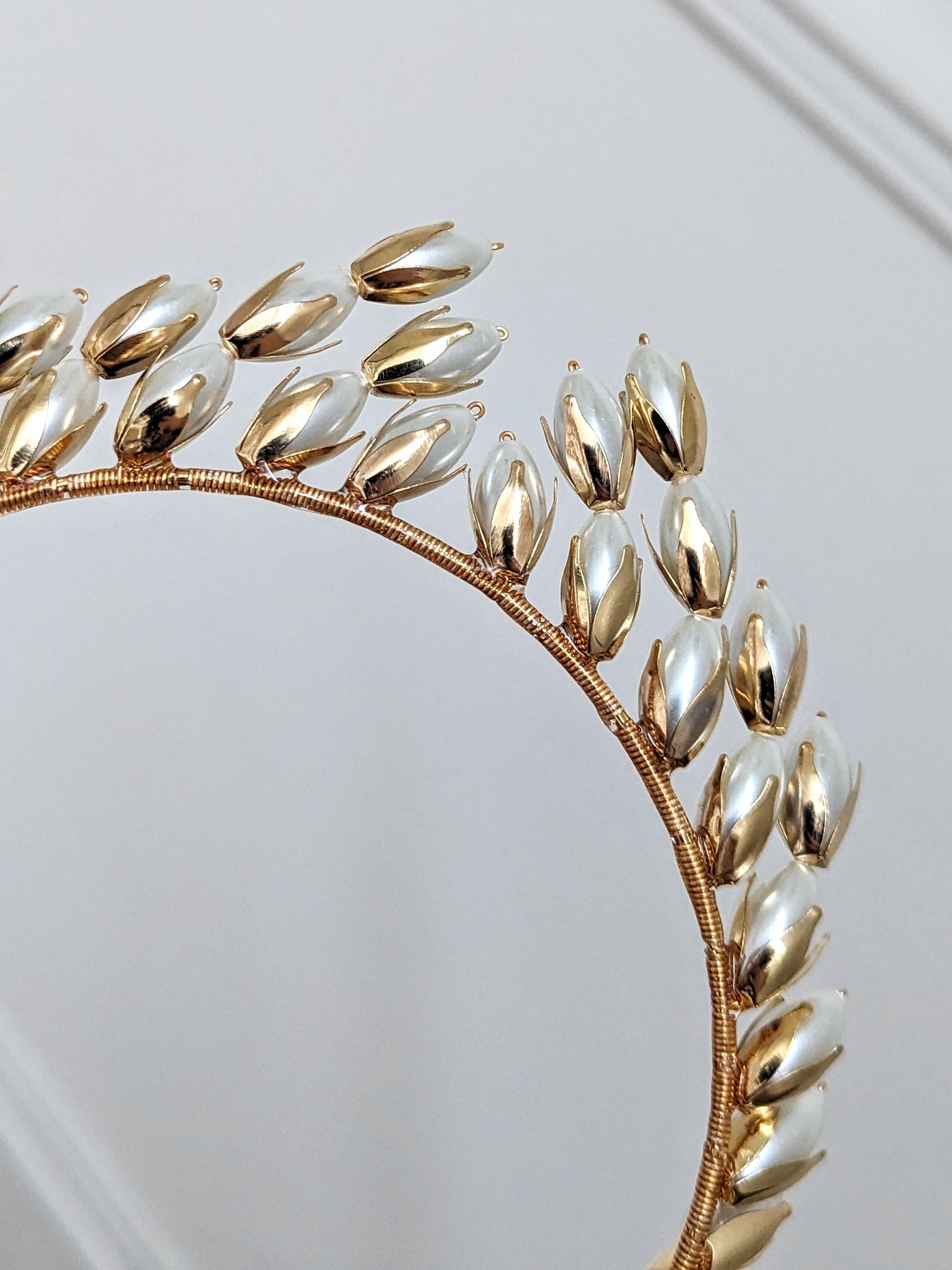 Halo Crown With Pearls Gold Wedding Headpiece Pearl Gold Bridal ...