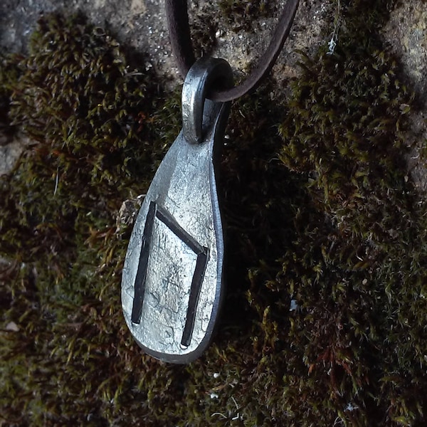 Viking Rune Necklace - Etsy