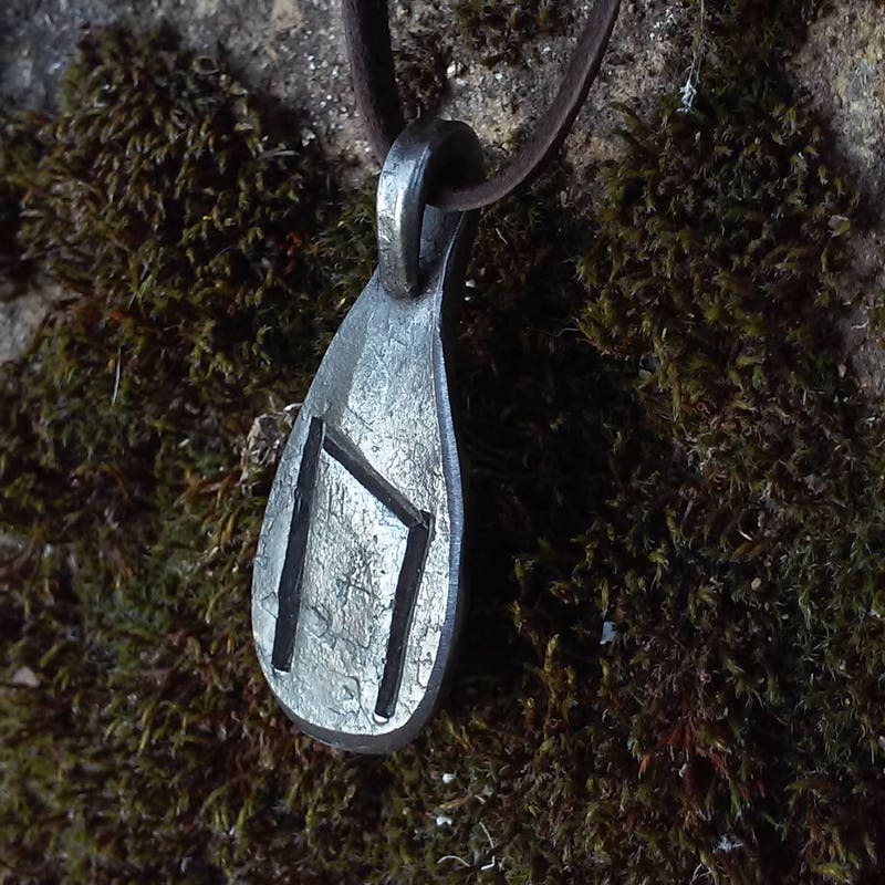 Viking Rune Necklace - Etsy