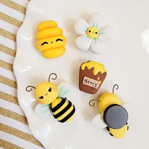 Cute Spring Bee Magnet 4pc Set, Polymer Clay Magnets, Bees and Honey ...