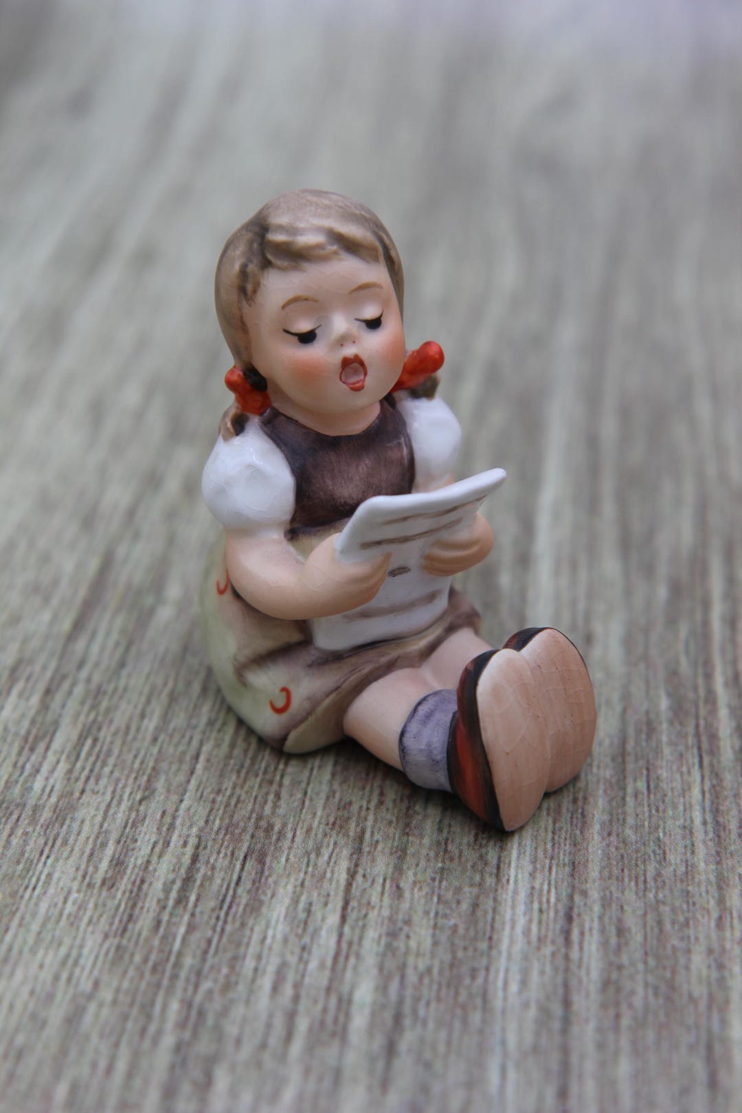 Vintage Hummel Girl Singing With Music #389 (TMK-5) - Etsy