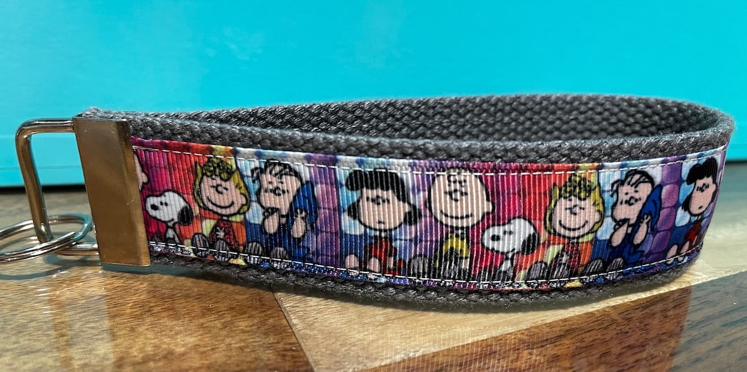 Keyfob Keychain Charlie Brown Peanuts Gang - Etsy