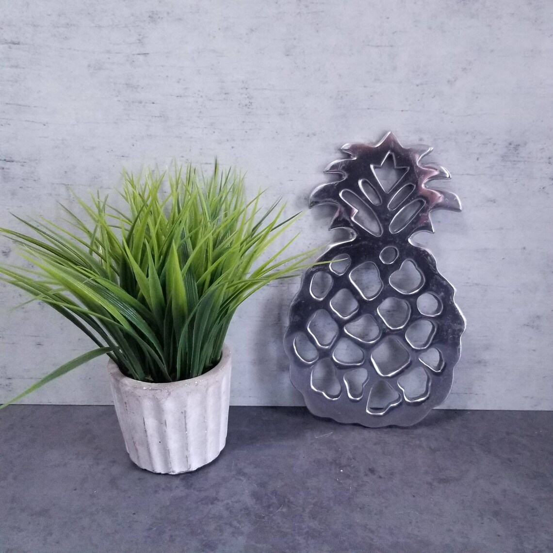Silver Metal Pineapple Trivet | Etsy